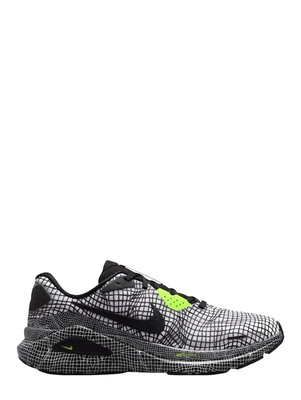 Nike Structure 26 - White/black/volt