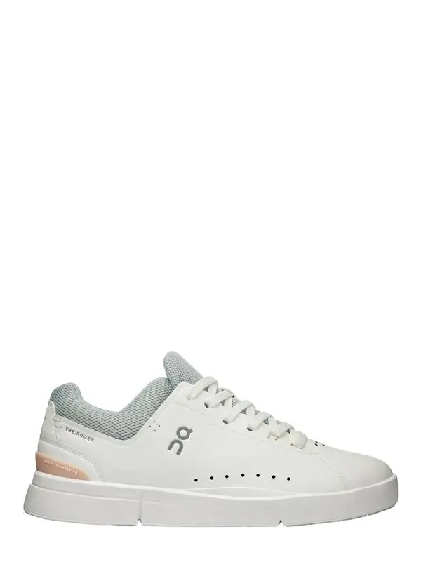 On The Roger Advantage Sneakers - White