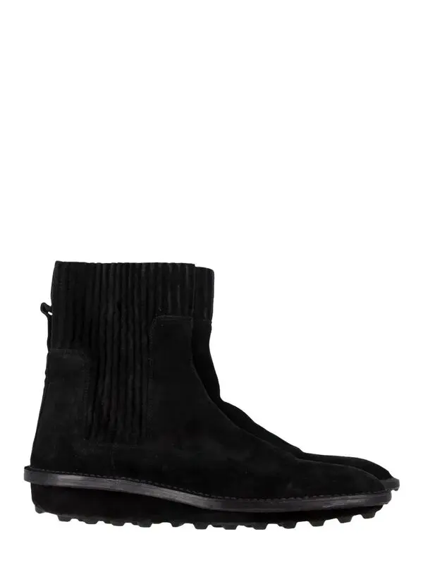 Balenciaga Suede Chelsea Boots - Black