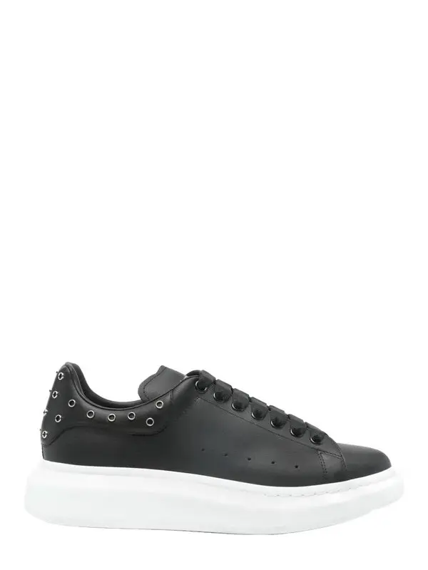 Alexander McQueen Oversized Eyelet-detail Sneakers - Black