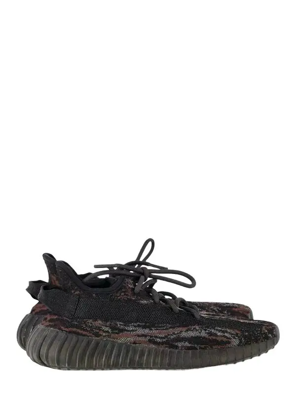 Yeezy Boost 350 V2 Print Sneakers - Black