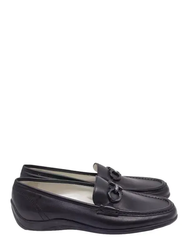 FERRAGAMO Gancini Leather Loafers - Black