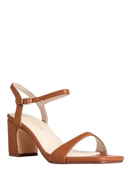 TOUCH UPS Sandals With Block Heel - Tan