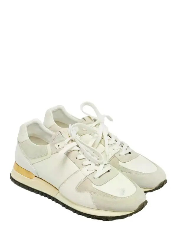 LOUIS VUITTON Lace-up Sneakers - White