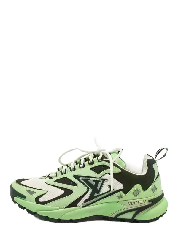 LOUIS VUITTON Runner Tatic Sneakers - Green