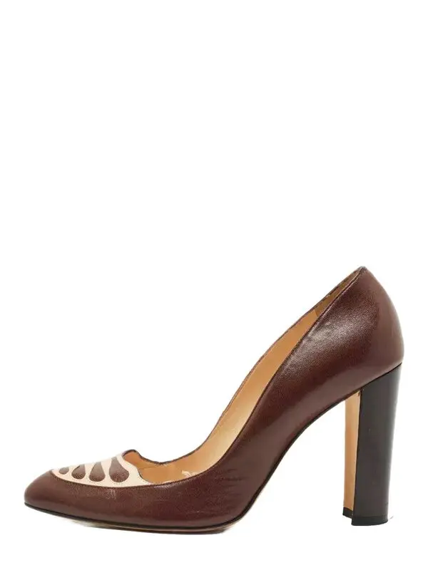 Manolo Blahnik Leather Pointed-toe Pumps - Brown