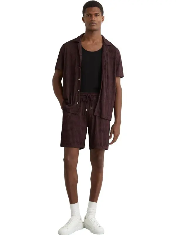 REISS Alvo Textured-wave Drawstring Shorts - Bordeaux