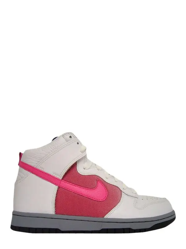 Nike Dunk High Sneakers - White