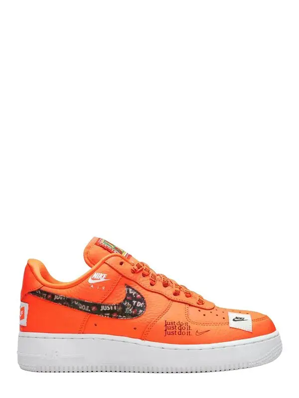 Nike Air Force 1 '07 Sneakers - Orange