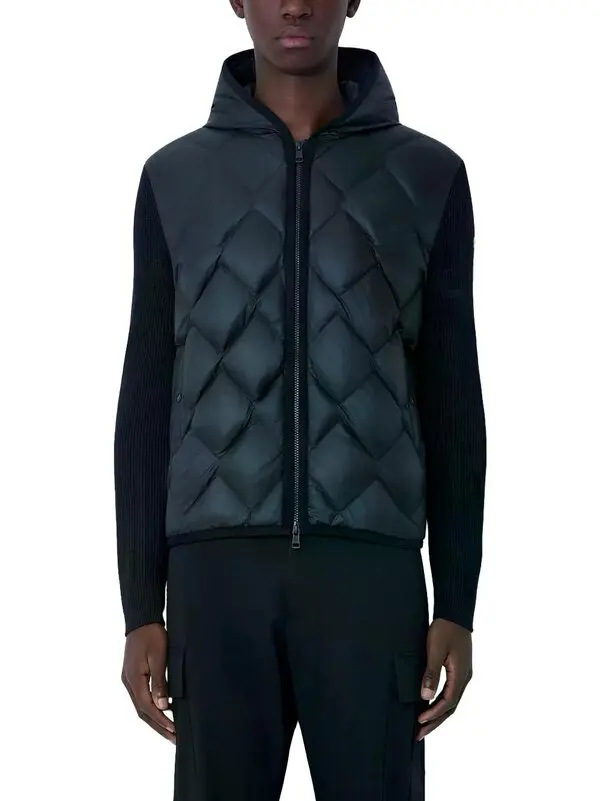 Moncler Quilted Gilet With Ribbed Sleeves And Hood - Black