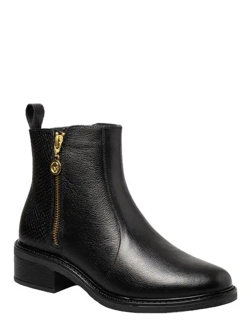 MANELA Lula Leather Chelsea Boots - Black