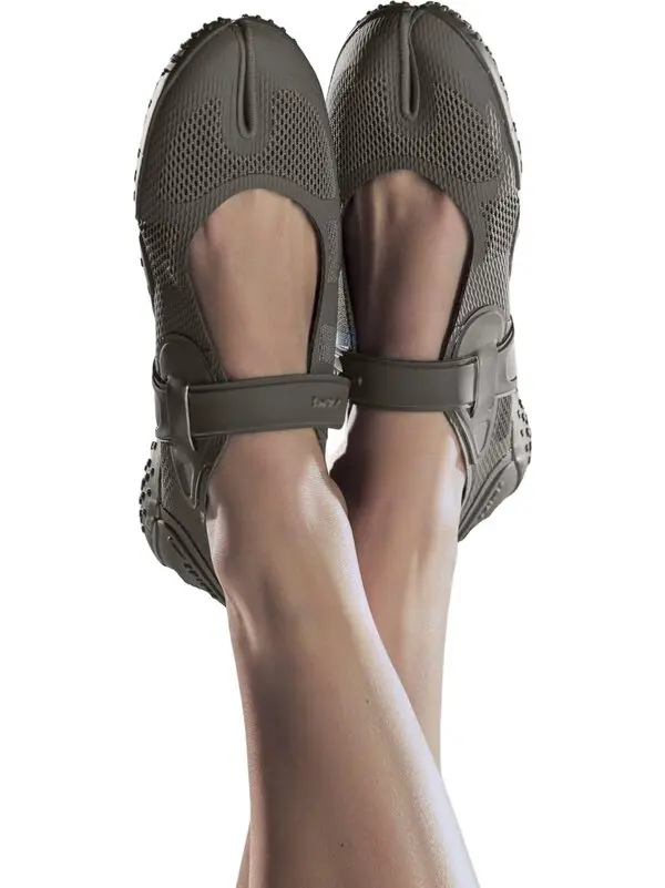 SKIMS Nike X Rift Mesh Sneakers - Cavestone