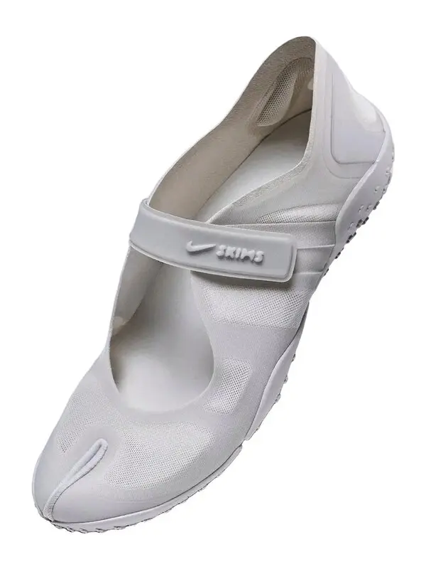 SKIMS Nike X Rift Mesh Sneakers - Lt Bone