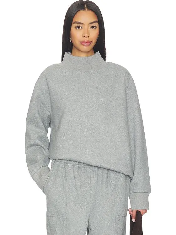 LOVERS AND FRIENDS Laurel Sweatshirt Top - Grey