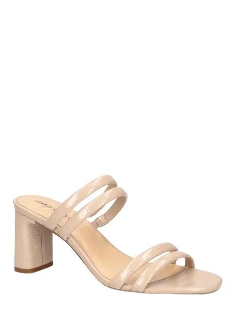EASY WORKS BY EASY STREET Jemma Slide Sandal - Nude Crinkled Patent