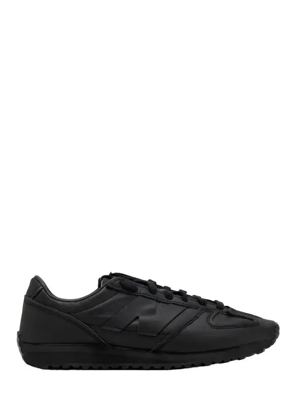 NEW BALANCE 471 Panelled Sneakers - Black