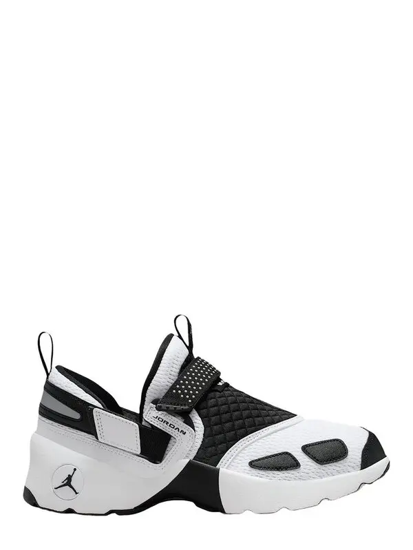 JORDAN Trunner Lx Reflective Silver Sneakers - White