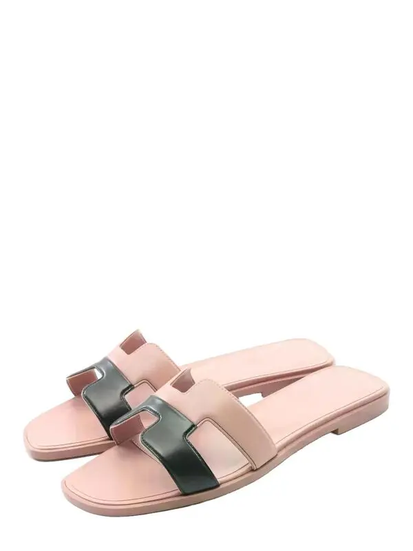 Hermès 20s Leather Sandals - Pink