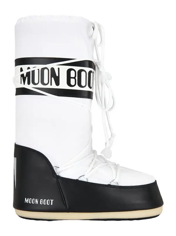 Moon Boot Icon Nylon Boot In White - Black & White