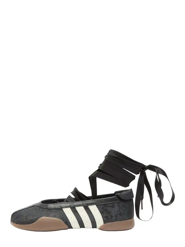 Adidas Taekwondo Mei Ballet Sneakers - Core Black/off White/gum