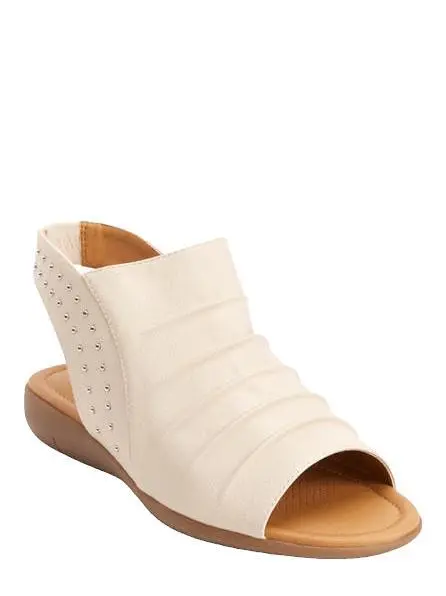 COMFORTVIEW The Alanna Sandal - White