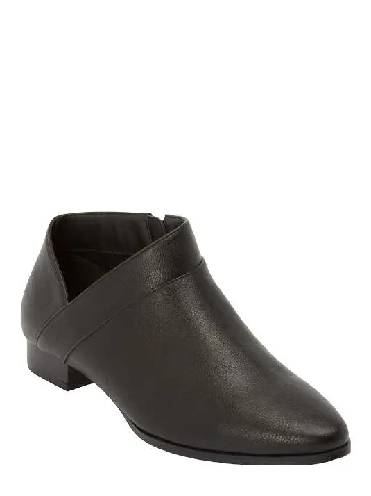 COMFORTVIEW Alma Bootie - Black