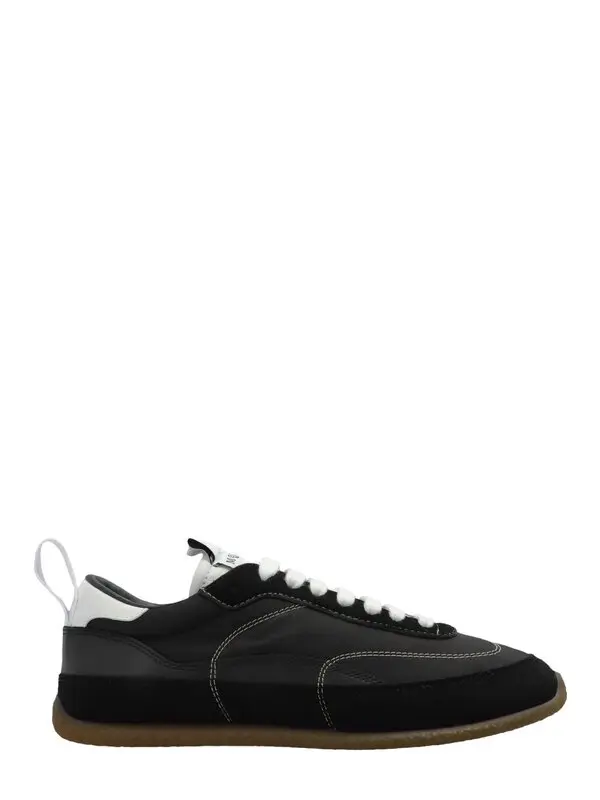 Alexander McQueen Sports Shoes With Logo - Black