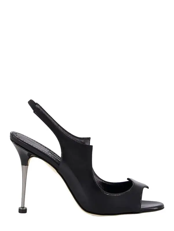 Manolo Blahnik Slingback Pumps - Black