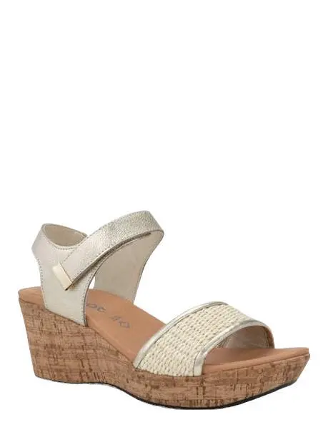 Naot Summer Wedge Sandals - Radiant Gold/raffia