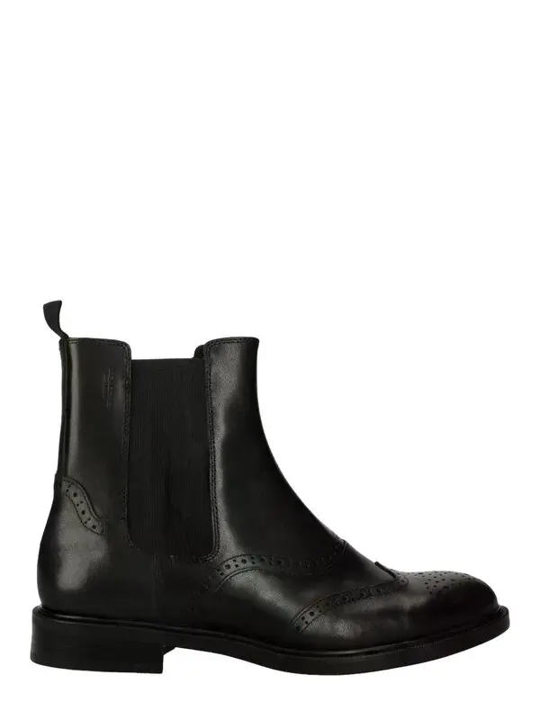 VAGABOND SHOEMAKERS Amina Chelsea Boots - Black