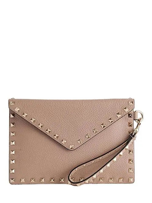 Valentino Garavani Rockstud Leather Clutch - Poudre