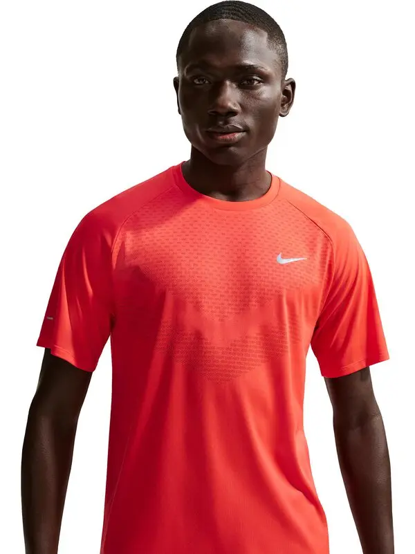 Nike Stride Dri-fit Adv Short-sleeve Running Top - Red