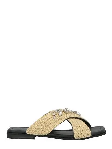 Inuikii Knitted Sandals With Appliqués - Beige