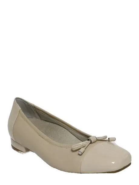DAVID TATE Alpha Square Toe Flat - Taupe Nappa Patent