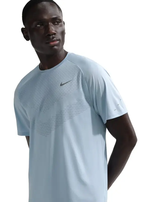 Nike Stride Dri-fit Adv Short-sleeve Running Top - Blue