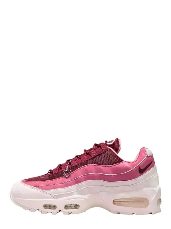 Nike Air Max 95 Heart-charm Sneakers - Pink
