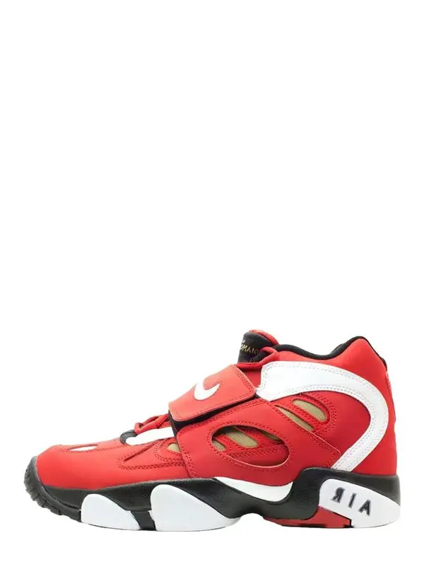 Nike Air Diamond Turf 2 Sneakers - Red