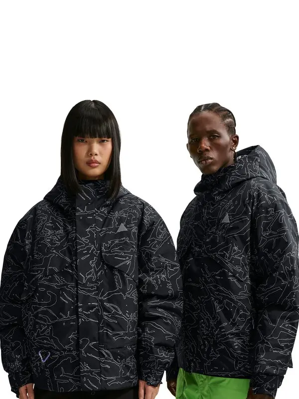 Nike Skull Peak Dolomite" Storm-fit Jacket - Black