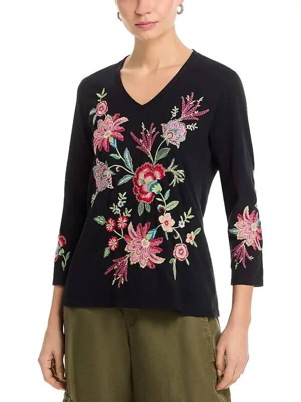 Johnny Was Three Quarter Sleeve V-neck Tee - Black