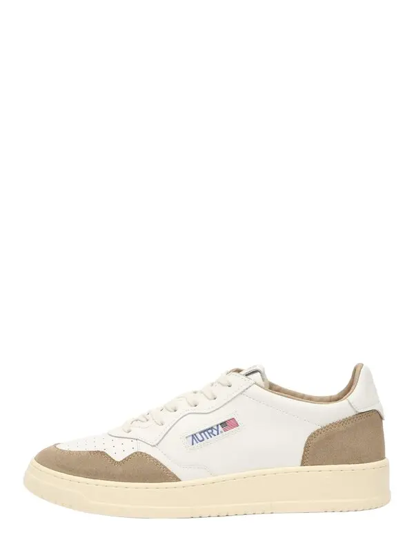 AUTRY Medalist Low Leather Suede Sneakers - Suede White/antilope