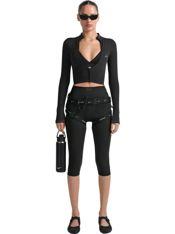 SKIMS 17" V Line Crop Legging | Deep Neutral | | Nike Matte - Obsidian