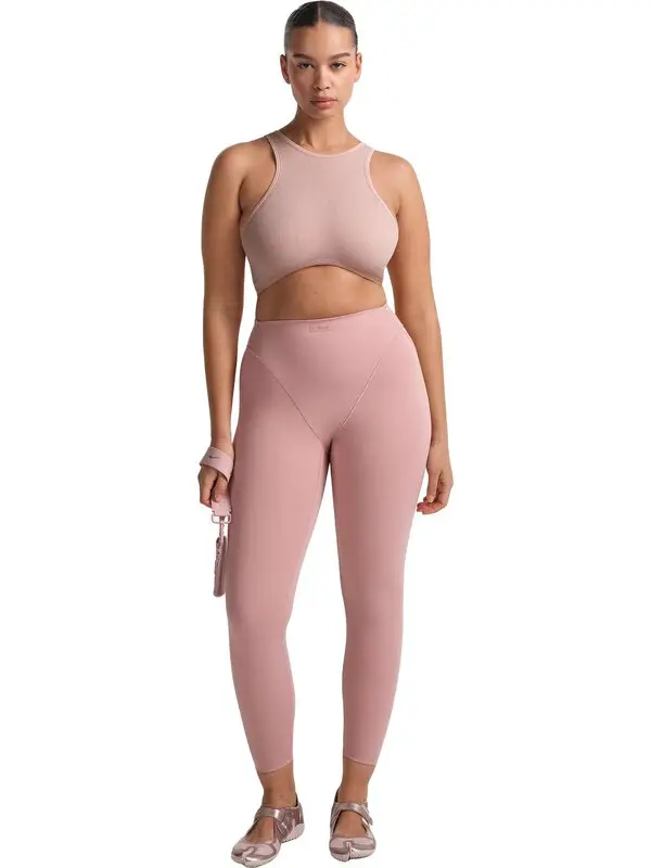 SKIMS Racer Front Bra Himalayan | Pink | | Nike Ribbed Seamless - Himalayan/ecru