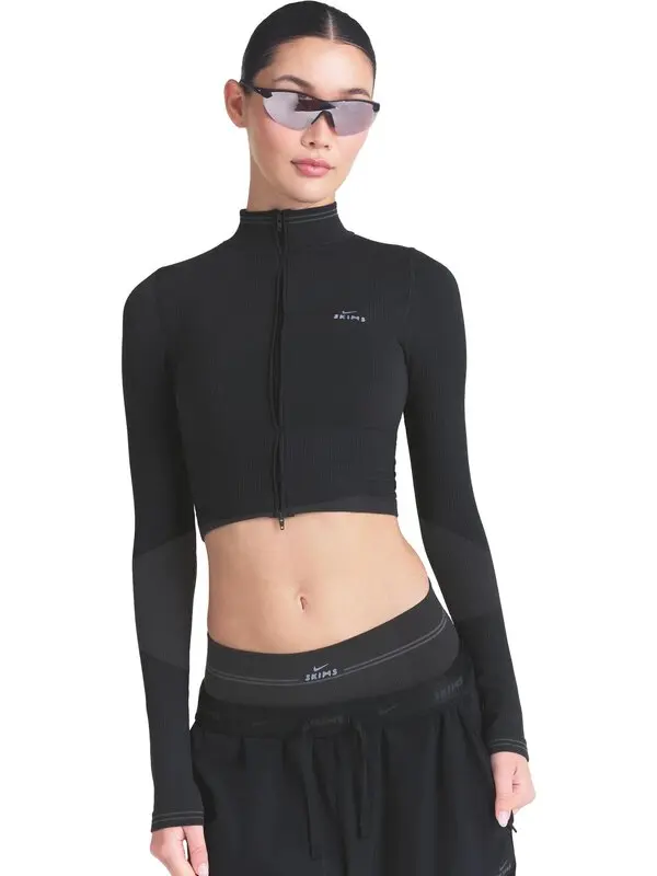 SKIMS Ribbed Seamless Zip Up Crop Jacket - Obsidian