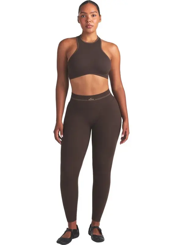 SKIMS 26" Legging | Deep Neutral | | Nike Ribbed Seamless - Phoenix