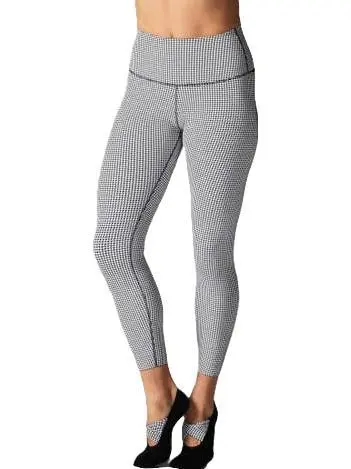 TAVI High Waisted 7/8 Legging - Houndstooth