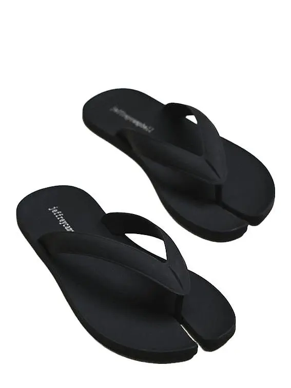 Jeffrey Campbell Zori Split-toe Flip Flops - Black Matte