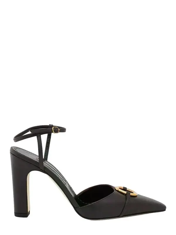 Manolo Blahnik Pointed-toe Buckled Leather Pumps - Black