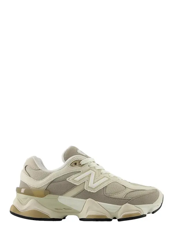 NEW BALANCE 9060in Sneakers - Linen/timberwolf