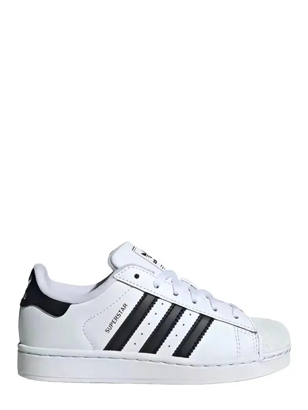Adidas Superstar Low Top Sneakers - White