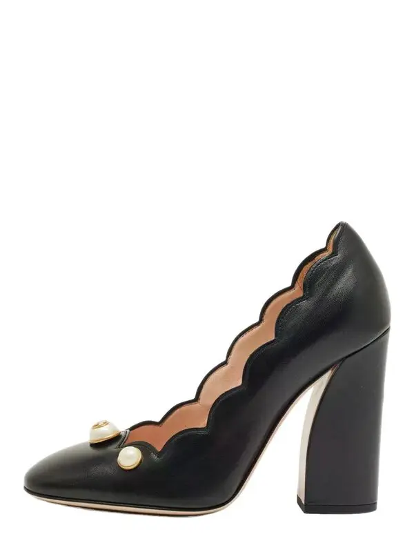Gucci Embellished-pearl Pumps - Black